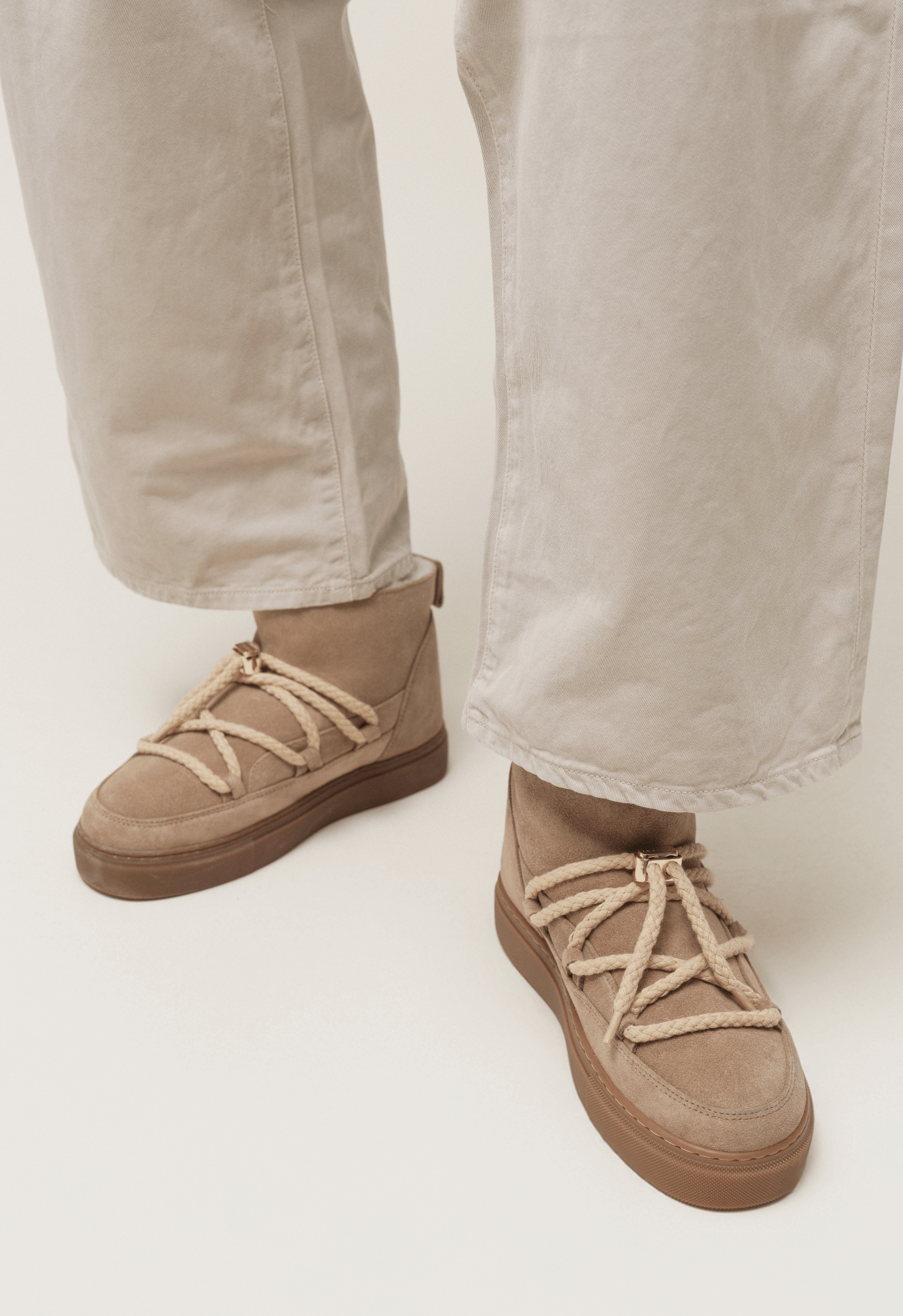 INUIKII Offizieller Online Store — Schuhe und Accessoires